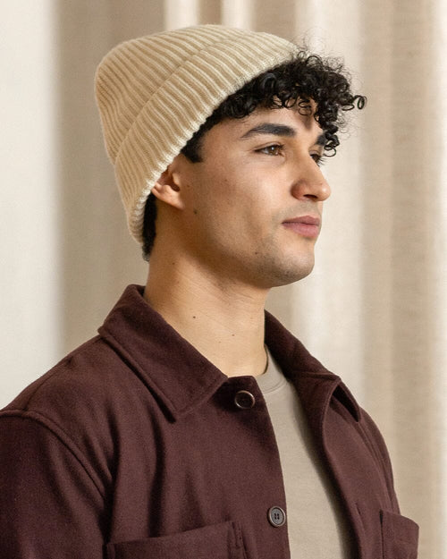 Accessories | Hats, Socks & Toques